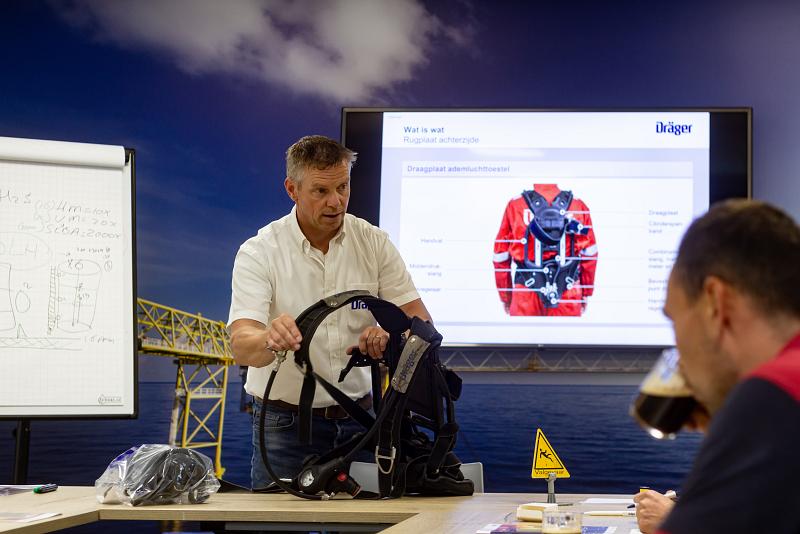 Training offshore and shipping | Dräger